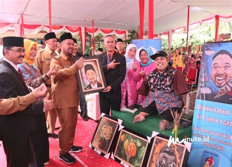 Perbaikan Mutu Dan Sarpras Pendidikan Smp Negeri 4 Gresik Bupati Gresik Launching 9 Buku Karya