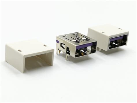 USB3 0 Female Connector Current Rating 8A Increase Dust Cover With Physical Switch Function