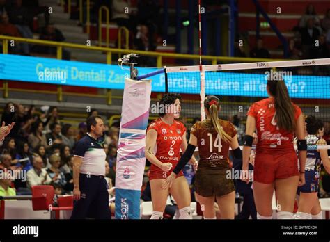 Martina Bracchi Hi Res Stock Photography And Images Alamy