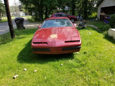 Survivor 1989 Firebird Base Coupe Project Car Classic Pontiac