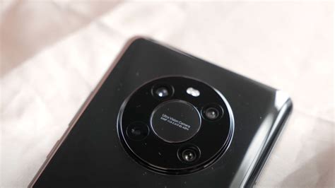 Trên Tay Td Tech M40 Thiết Kế Và Phần Mềm Quá Giống Huawei Mate 40