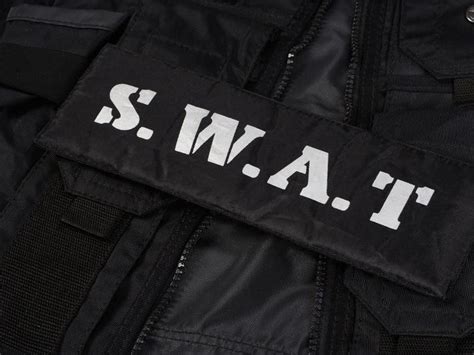 3 Hour Swat Standoff Ends With Suspects Arrest Cmpd Charlotte Nc Patch