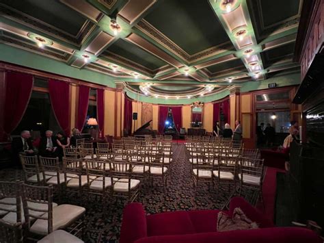 Review Autumn Frolic At Castle Green Featuring Alex Mendham And Janet