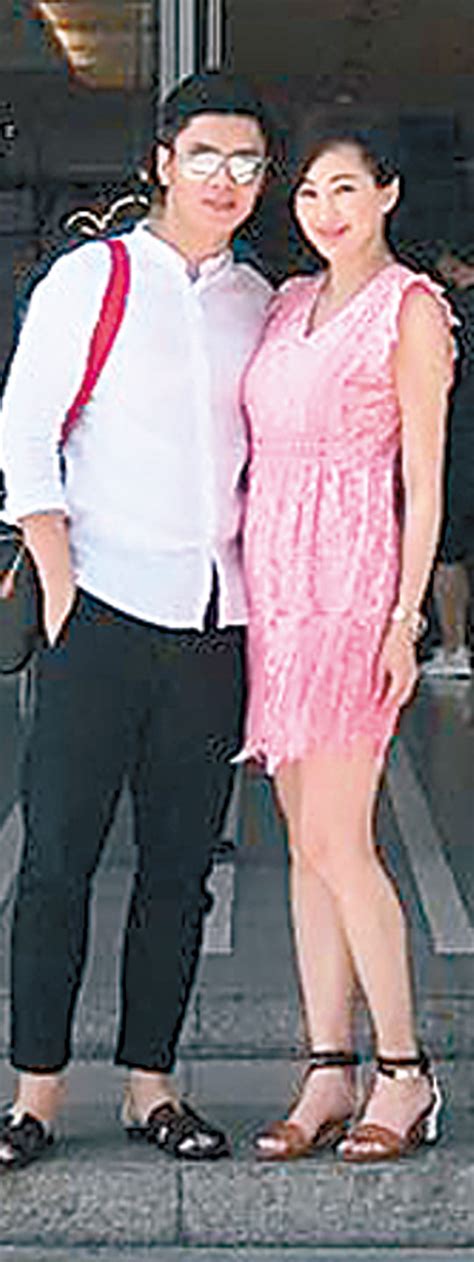 羅霖情人節繼續三人行 東方日報