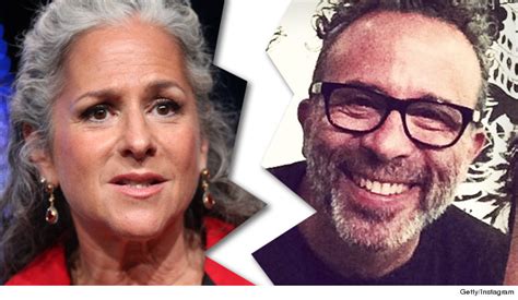 Friends Co Creator Marta Kauffman Gets Friendly Divorce