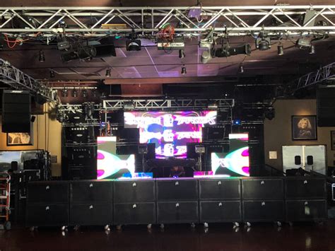 Audio Solutions AV Titans