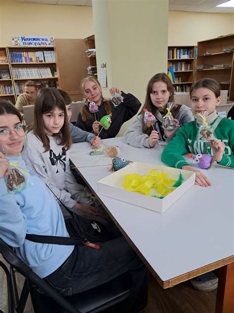 11 квітня в нашій бібліотеці відбувся творчий майстер клас для учнів 6 класу Ліцею №13 « Успіх