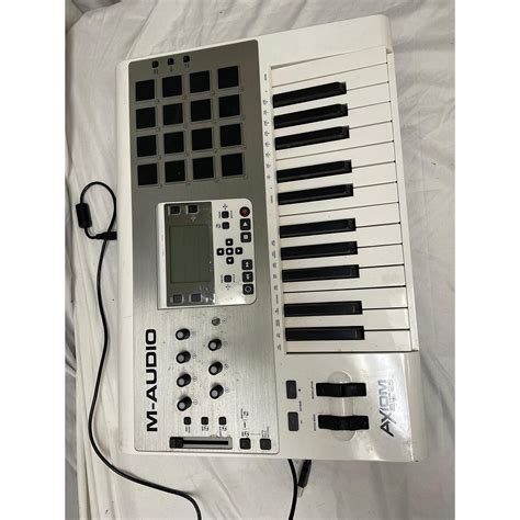 Used M Audio Axiom Air 25 Key Midi Controller