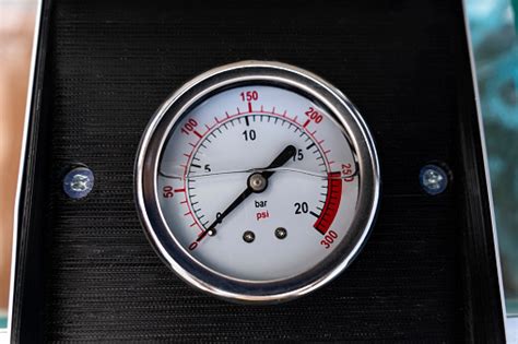 Manómetros Mecánicos Instrumentos Tradicionales Para Medir La Presión