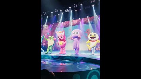 핑크퐁 아기상어 생일파티대소동 김아린 2살 기념 뮤지컬♡ Youtube
