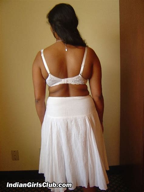 Indian Girl Back Skirt And Bra Indian Girls Club