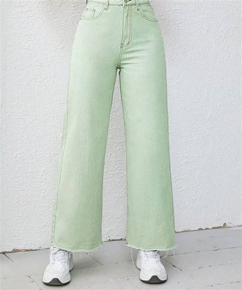 مدل شلوار جین رنگی دخترانه مجلسی و بیرونی؛ با این شلوار ها یک استایل