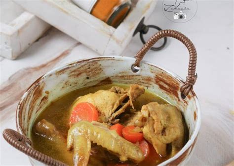 Resep Ayam Kuah Kunyit Oleh Cutzamania Cookpad