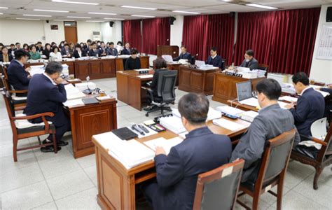 충북도의회 교육위원회 단재교육연수원 등 6개 직속기관 2023년도 행정사무감사 진행