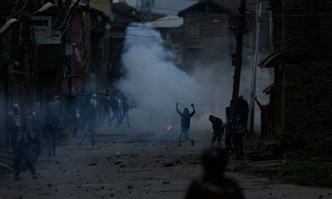 مقبوضہ کشمیر میں ہلاکتوں کے خلاف شدید احتجاج Multimedia Dawnnews
