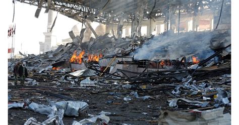 Най малко петима загинаха при 2 самоубийствени атентата в Йемен