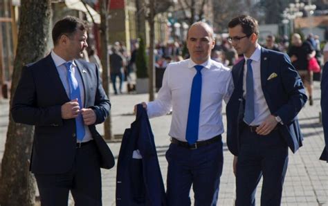 Reproșuri din interiorul PNL pentru Rareș Bogdan Jocurile pentru șefia