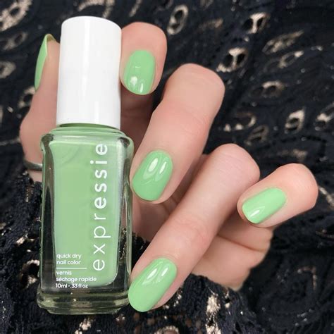 Brandi 💁🏻💋💅🏻 On Instagram N E W From The Essie Expressie