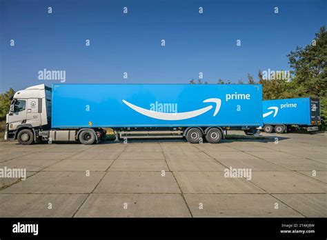 Amazon Lkw Parkplatz Brandenburg Deutschland Stock Photo Alamy