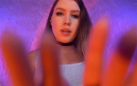 【asmr Mood】asmr 女友趴在你腿上🥺助你入睡 1080p 助眠小助手 助眠小助手 哔哩哔哩视频