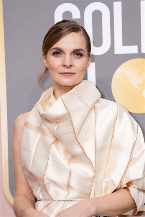 Hildur Guðnadóttir Golden Globe Awards 2023 • Celebmafia
