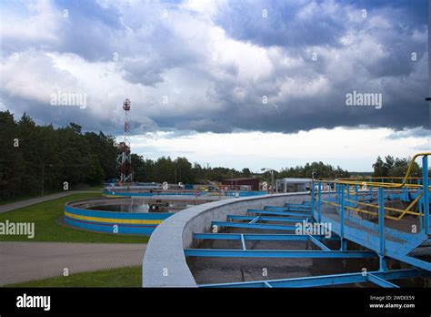 The Solid Contact Clarifier Tank Type Sludge Recirculation Process In