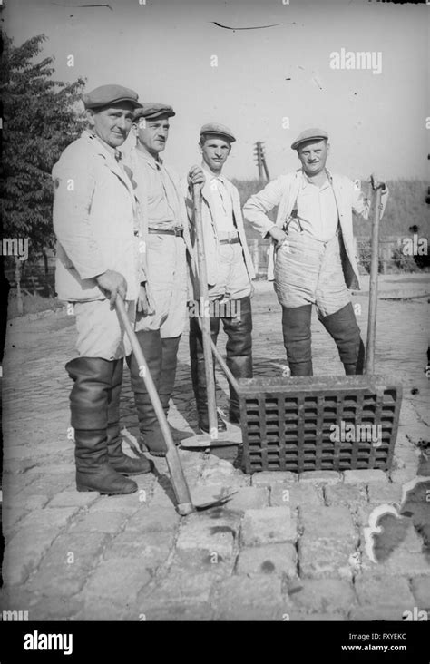 Kanalisation hi-res stock photography and images - Alamy