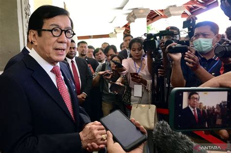 Menkumham Hentikan Sementara Bebas Visa Kunjungan 159 Negara