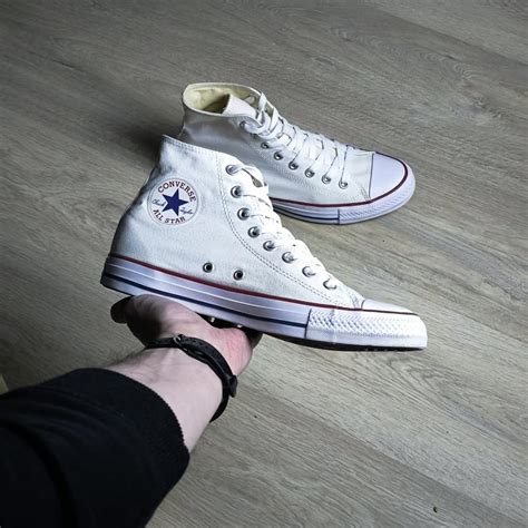 Високі білі кеди Converse — ціна 700 грн у каталозі Кеди Купити жіночі речі за доступною ціною