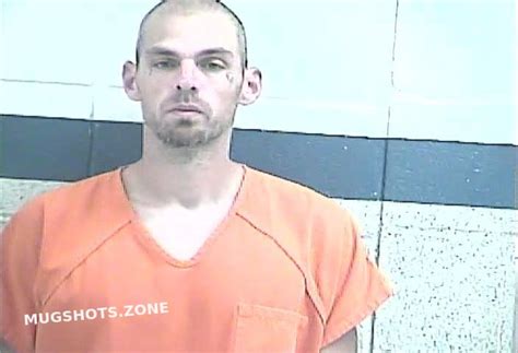 Edwards Brandon Daniel 11182024 Breckinridge County Mugshots Zone