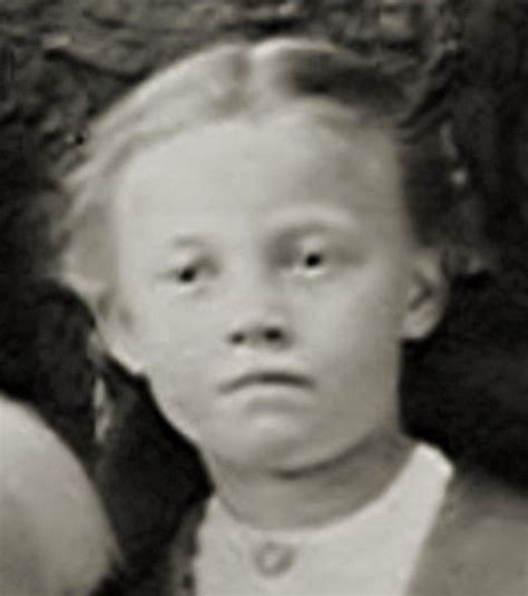 Josephine Amelia Farness Larson 1902 1981 Mémorial Find A Grave