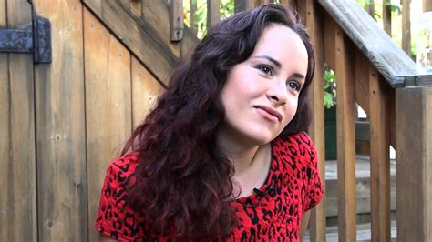 Tommie Amber Pirie Is The Coolest Cat Lady We Know Youtube