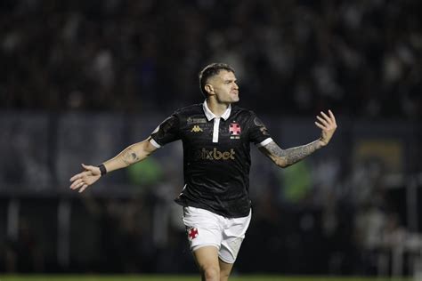 Apoteose cruz maltina Vasco faz cinco no Coritiba na reabertura de São
