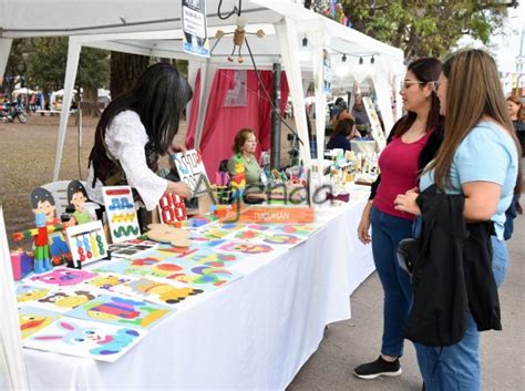 08 09 Y 10 De Junio Feria De Artesanos En Las Plazas Urquiza Y San