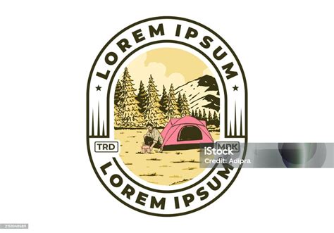 자연 속에서 혼자 캠핑 빈티지 야외 일러스트 배지 디자인 곰에 대한 스톡 벡터 아트 및 기타 이미지 곰 나무 나침반