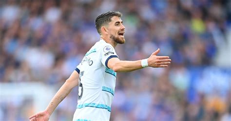바르셀로나 부스케츠 대체자 찾았다uefa 올해의 선수 출신