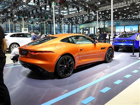 捷豹F TYPE外观实拍高清大图 捷豹F TYPE 2023款 P300 硬顶版第36张图片大全 太平洋汽车