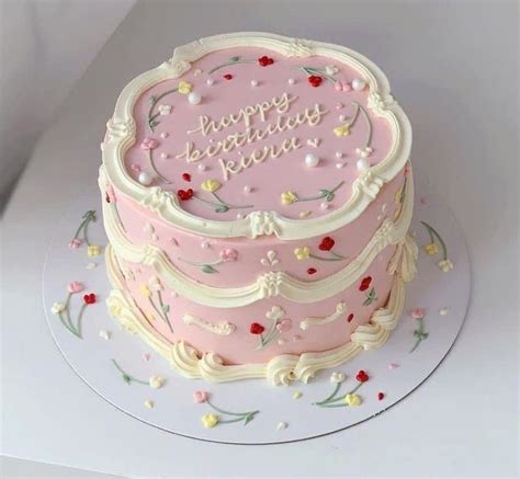 Pin By Serenity Sierra On Cakes In 2024 Vintage Birthday Cakes