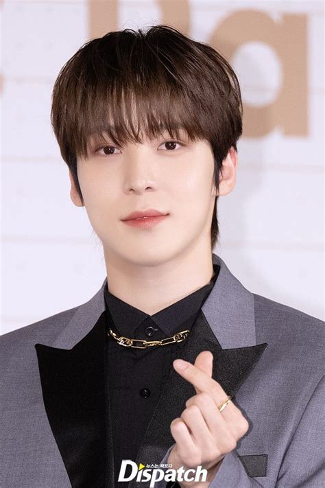 현장포토 완벽 그 자체윤호 안구정화 비주얼 네이트 연예