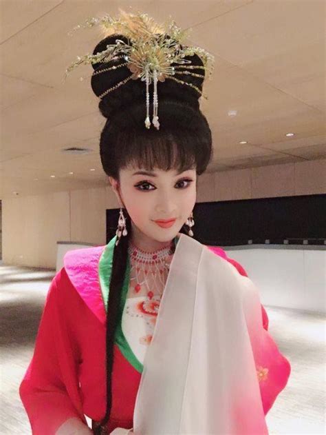 段紅驚艷央視戲曲春晚 跨界黃梅戲引關注 每日頭條