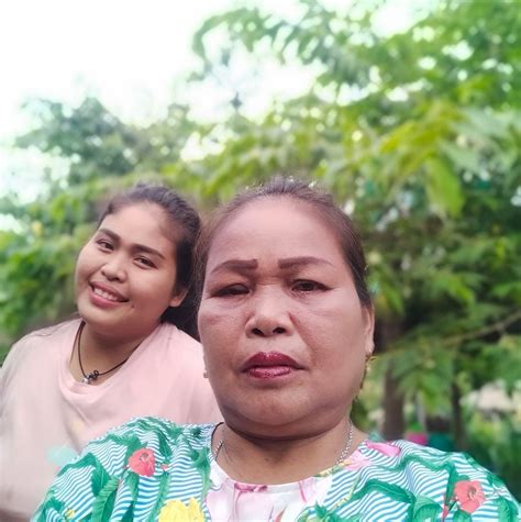 ชมัยพร ต้นเกษ