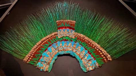 See Moctezumas Feather Headdress From Mexico In The Weltmuseum Vienna
