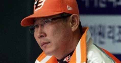 한대화 감독 스트라이크존 판정 항의 퇴장올 시즌 8번째