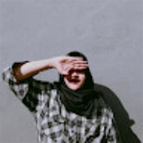 Nindia Nur Farida Putri Lulusan D3 Jurusan Kebidanan Poltekkes Kemenkes Bandung Memiliki