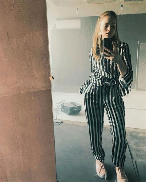 Daria Sidorchuk Striped Daria Redheads