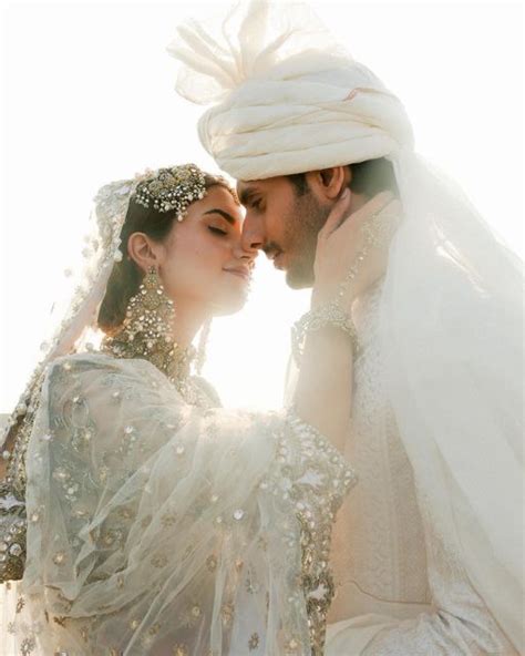 Pin By Fatima Syed On Nikkah Photography Bride Photoshoot Bride