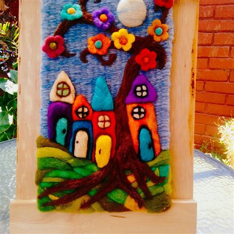 Taller Mhaisiu Decoraciones Claudia Tapices De Fieltro Manualidades Manualidades De Lana De