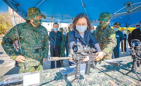 蔡英文慰勉國軍、海巡春節留守同仁 政治要聞 中國時報
