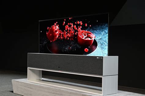 Lg Unveils The Worlds First Rollable Oled Tv
