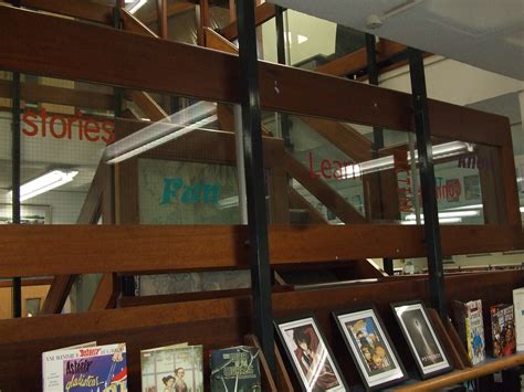 New Windows Library St Ninians